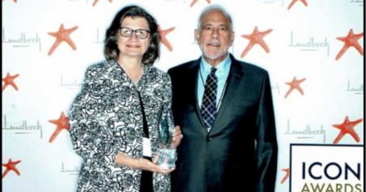 Dr. Giger receives 2018 iCON Innovator Award | Department of Radiology ...